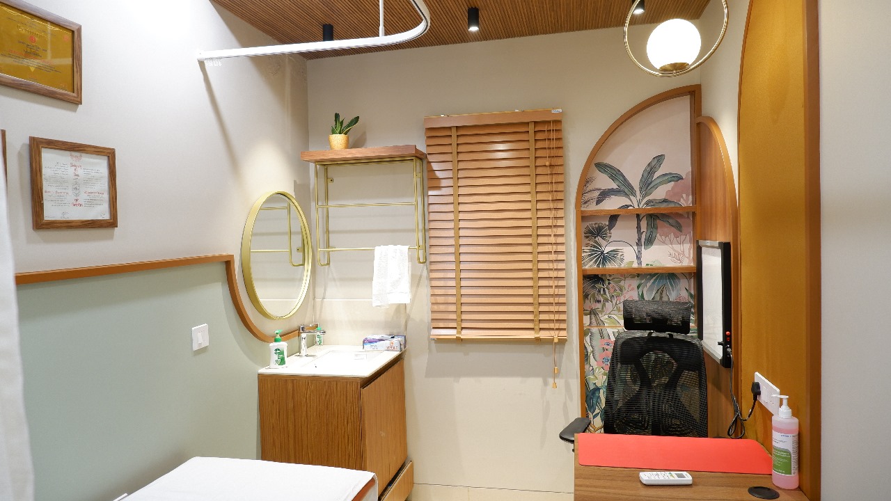 Home - Health Leaf Clinic